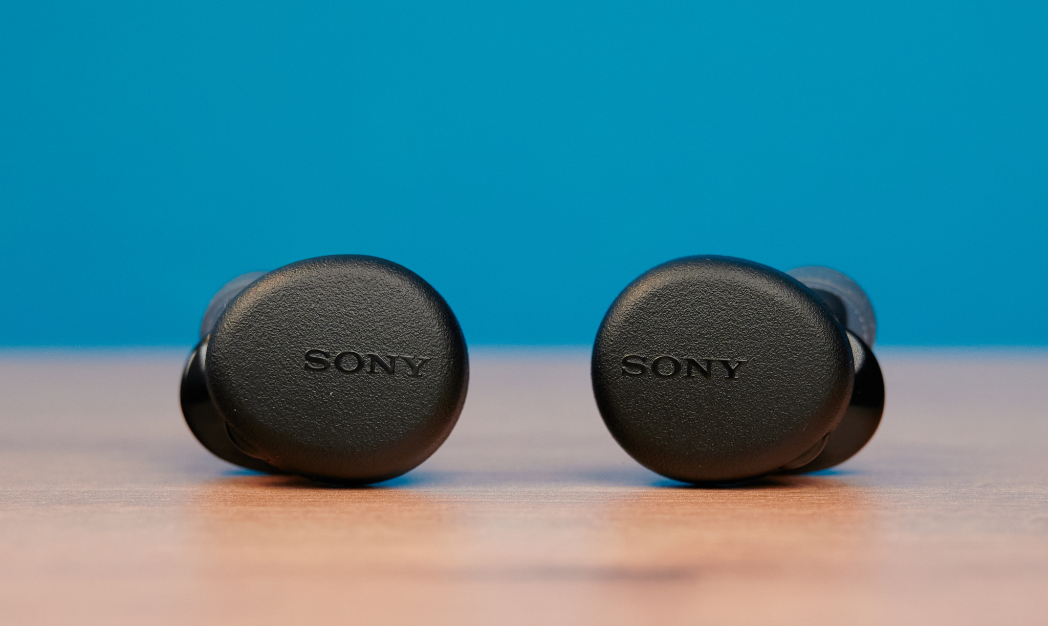 Sony WF-XB700 im Test – was können die günstigen Sony In-Ears? - HIFI.DE