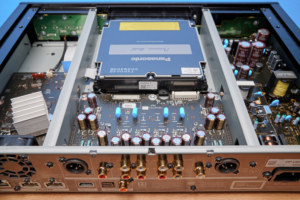 Panasonic DP-UB9004: Ultra-HD-Blu-ray Player im Test - HIFI.DE