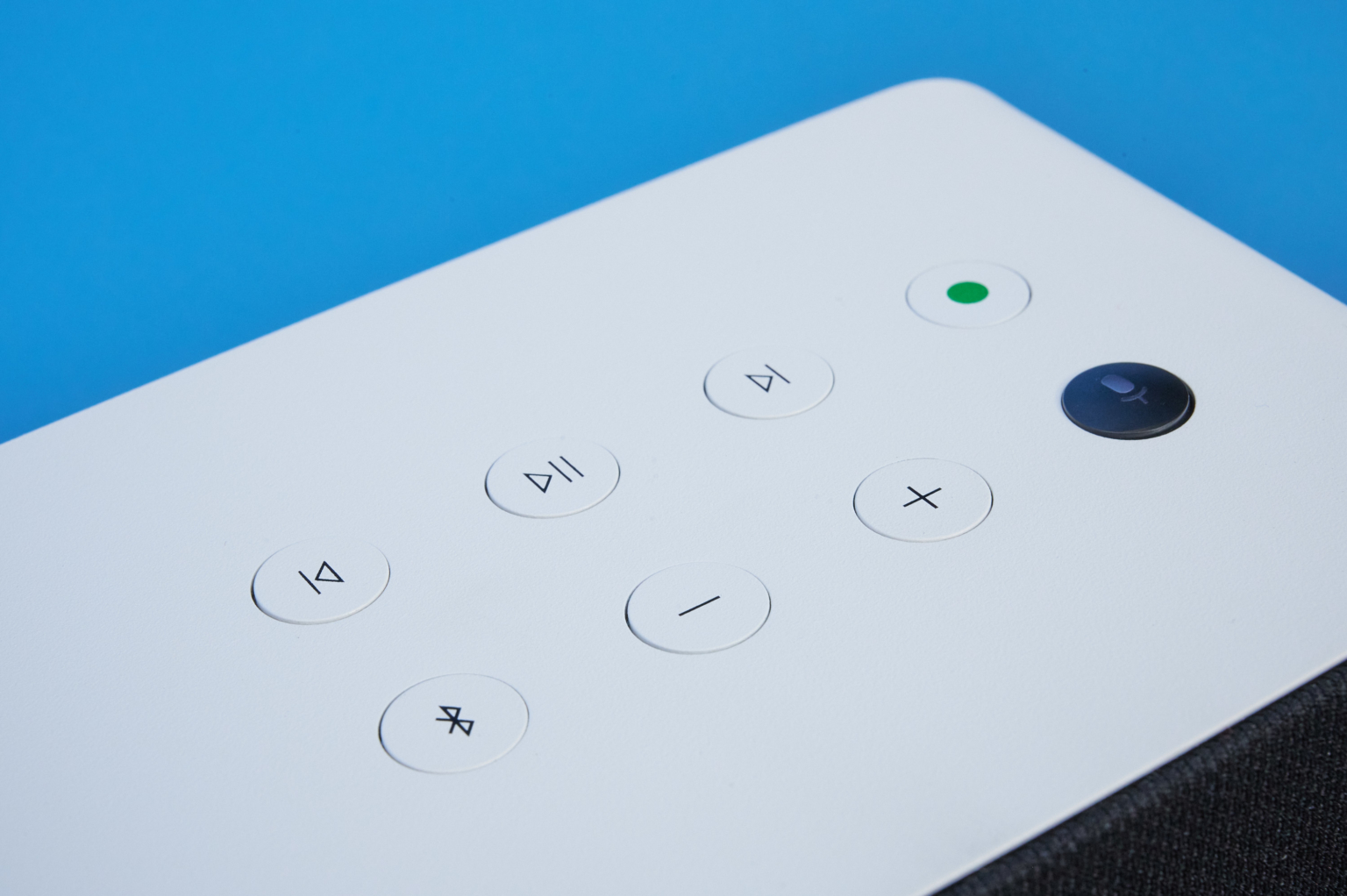 Flaggschiff unter den Smart Speakern? Der Braun LE01 im Test - HIFI.DE