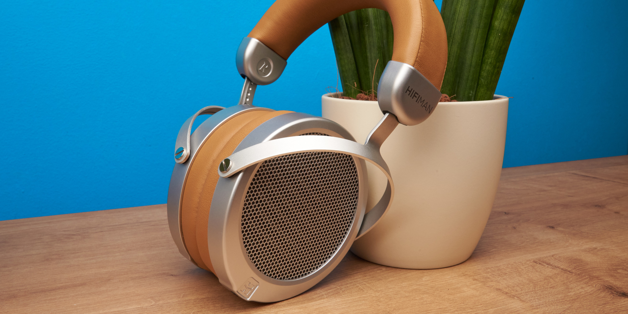 Kopfhörer-Test Hifiman Deva BT: Magnetostat mit Bluetooth-Modul - HIFI.DE