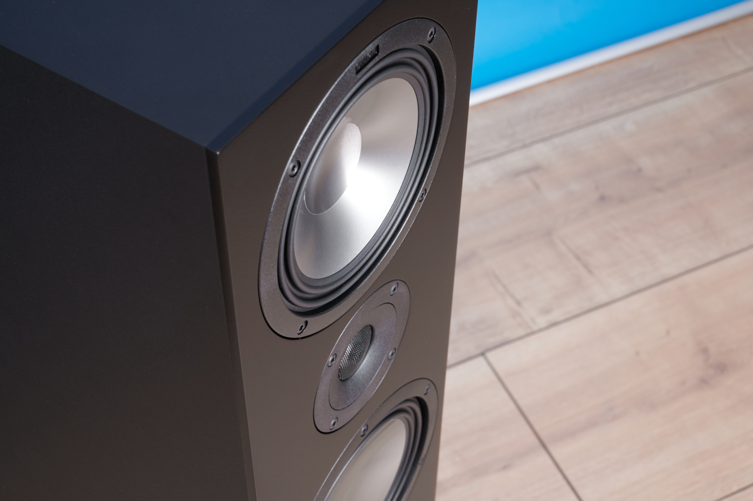 Canton GLE 90 im Test: Günstige Standbox für HiFi & Heimkino - HIFI.DE