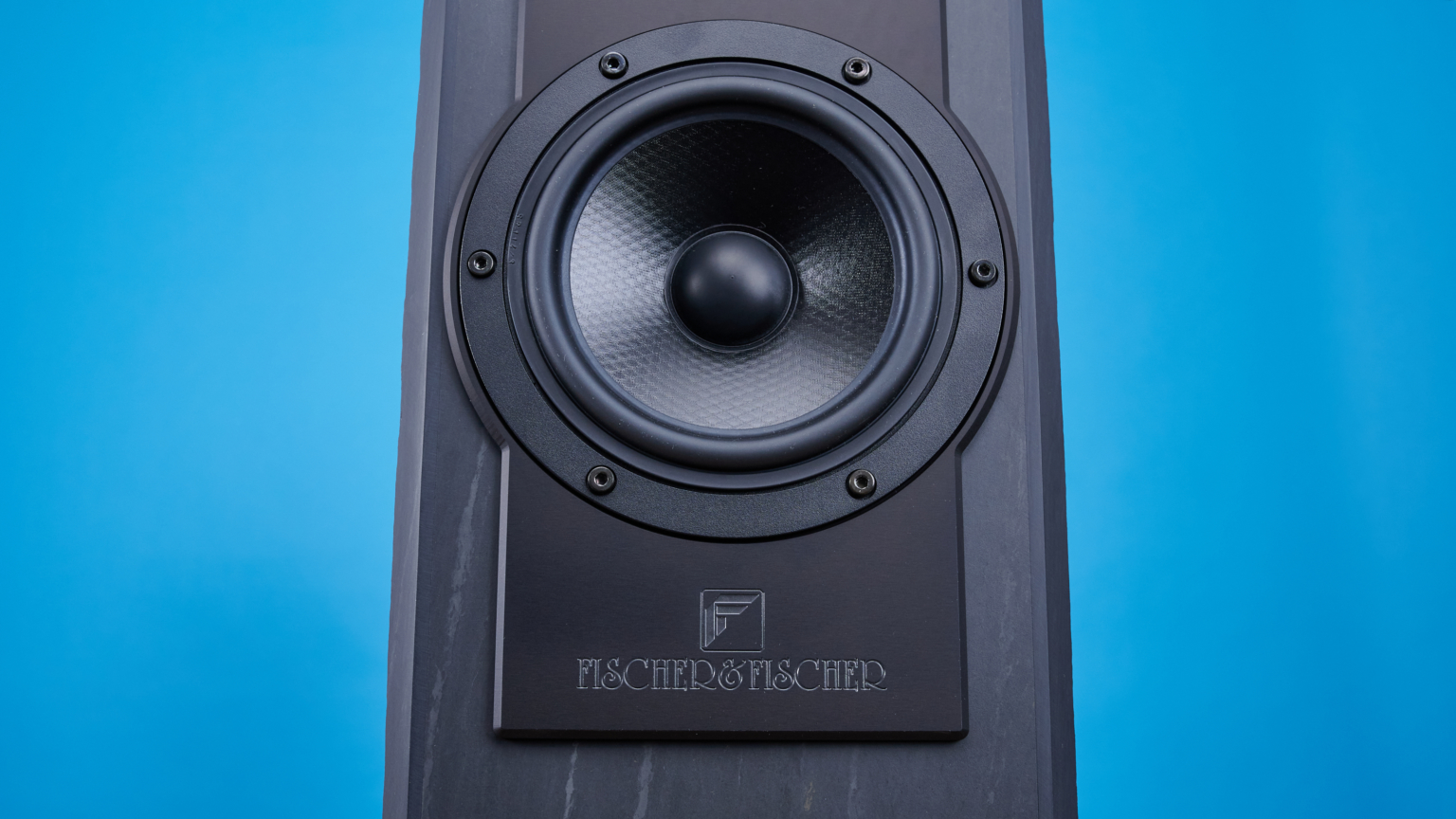 Fischer & Fischer SN 170 im Test – Steinerne Standbox mit Stil - HIFI.DE