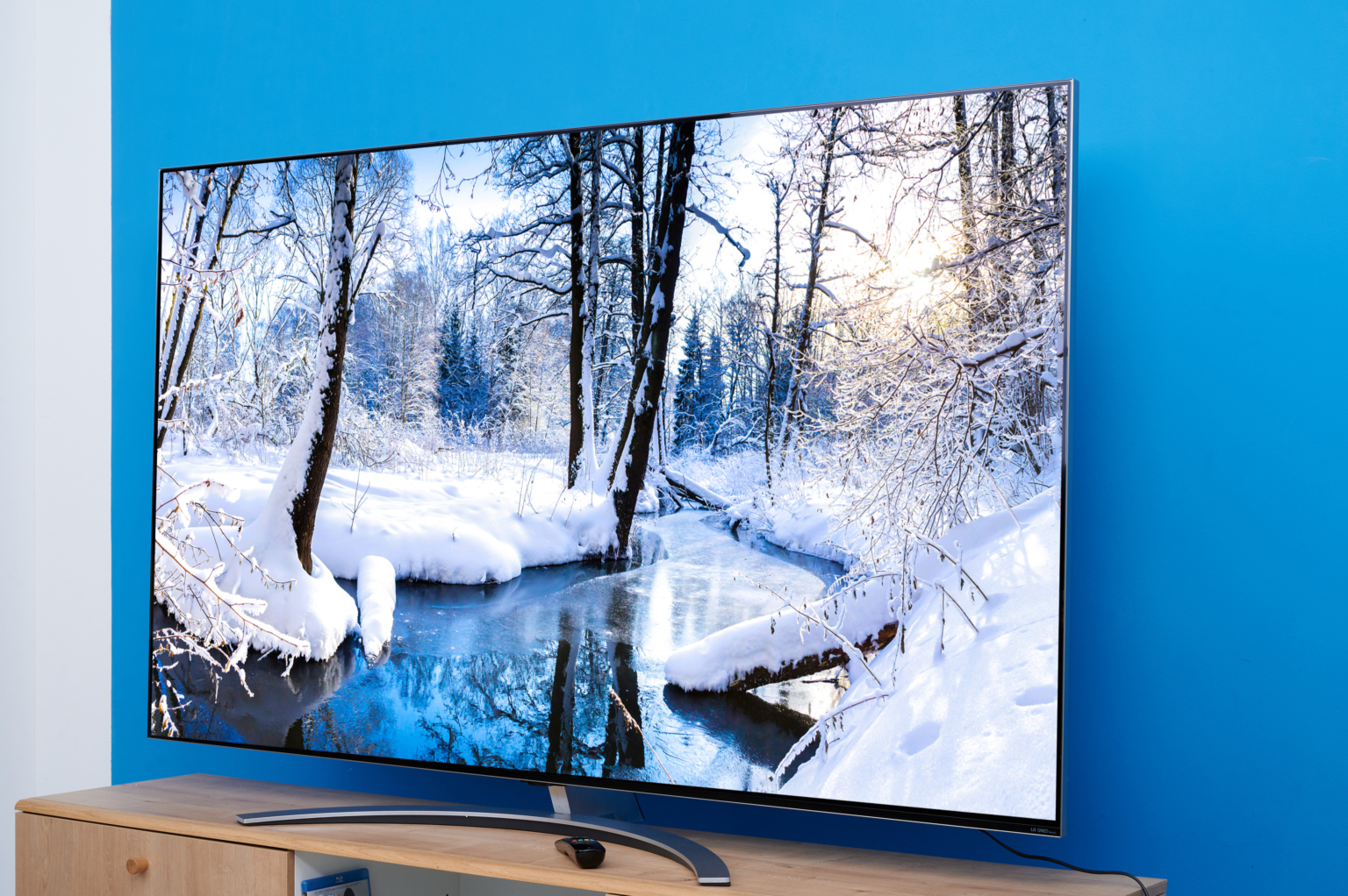 LG QNED99 im Test - Gewinnt LG die 8K-Krone mit Mini-LED? - HIFI.DE