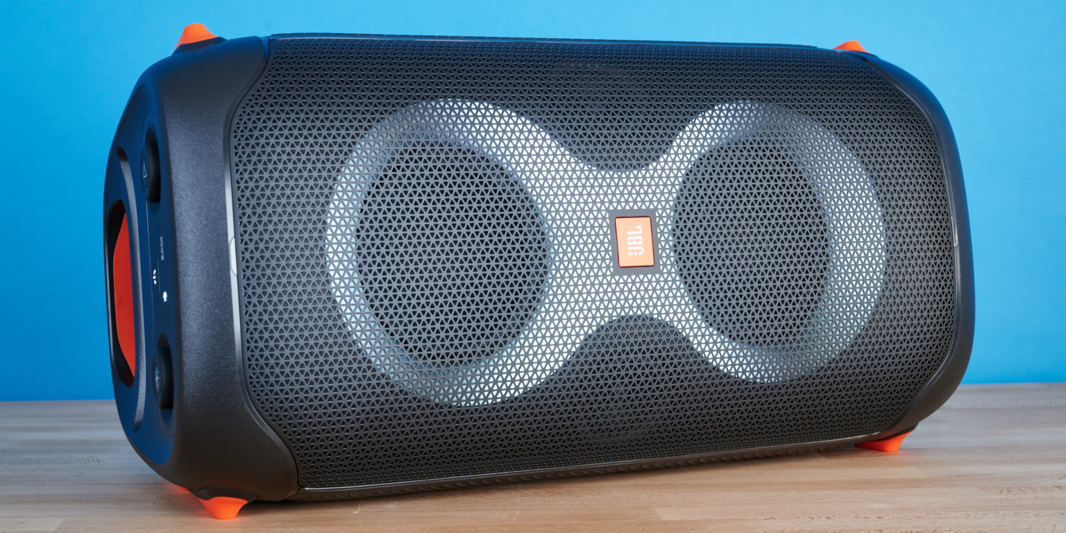 JBL Partybox 110 im Test: Was kann der bunte Partylautsprecher? - HIFI.DE