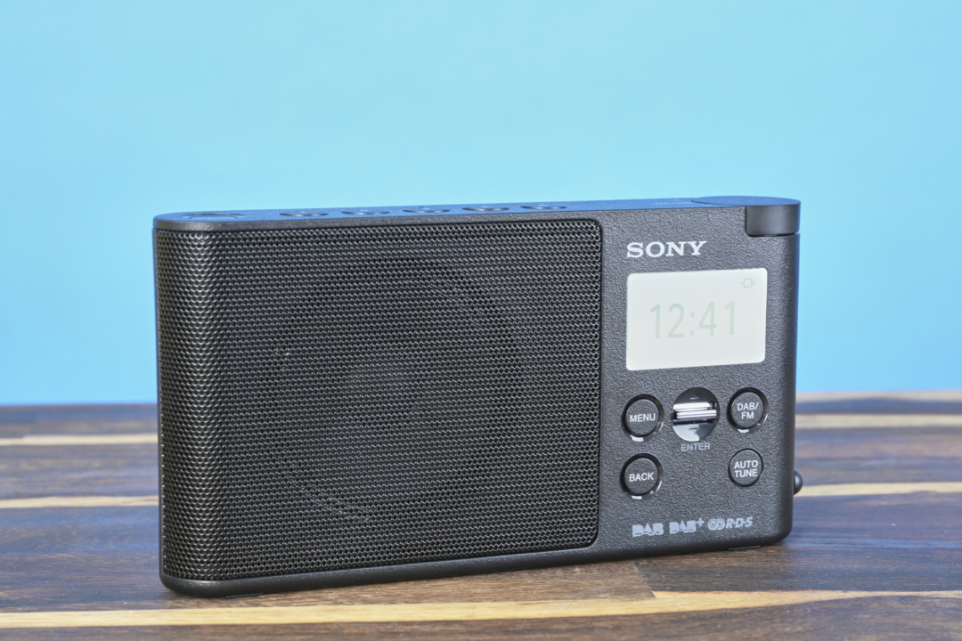 Sony XDR-S41D im Test: Digitalradio ohne viel Schnickschnack - HIFI.DE