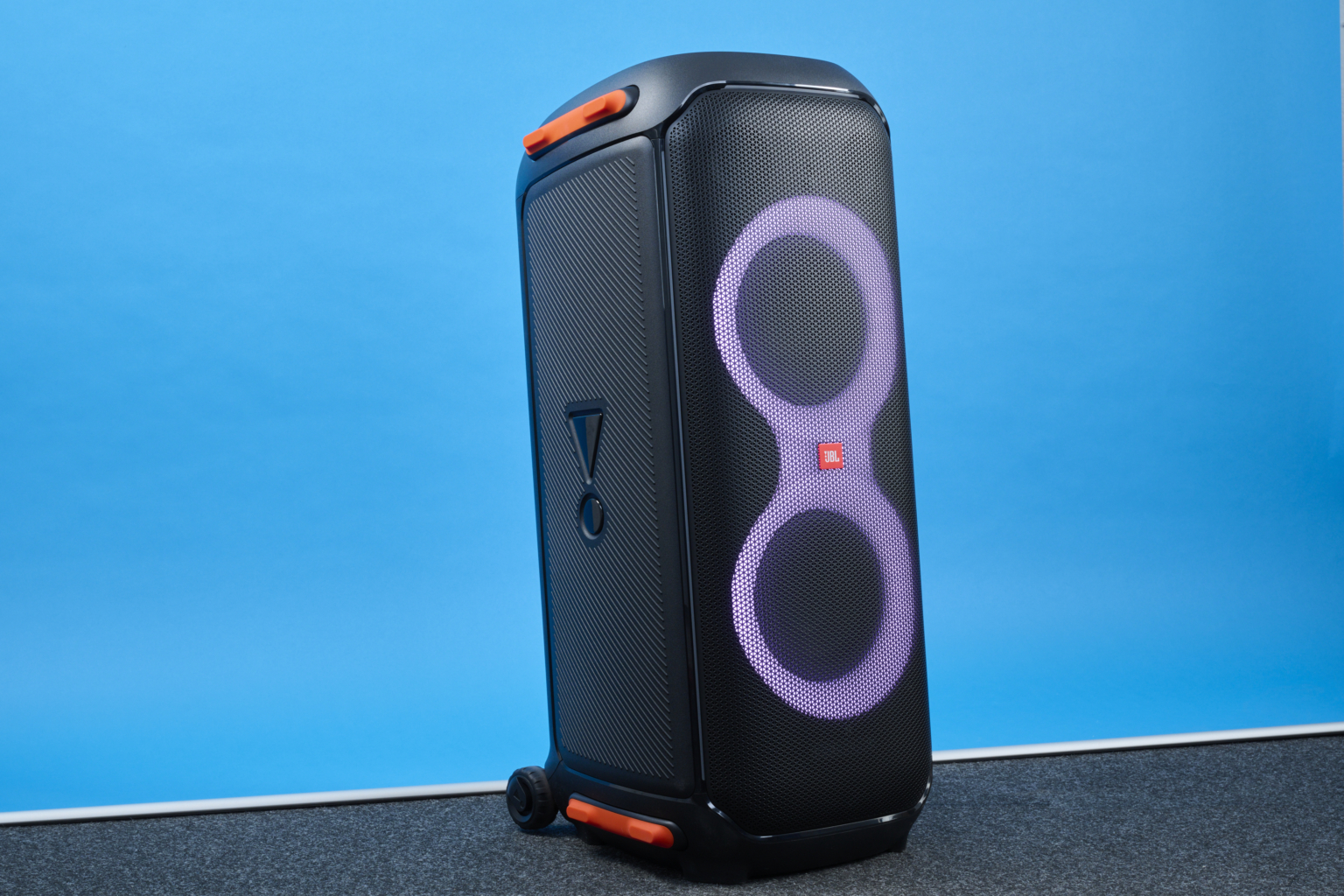 JBL Partybox 710 im Test: klangstarke Partybox ohne Akku - HIFI.DE