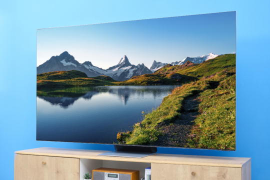 Samsung QN900B 8K Test: Wie gut ist der Top-QLED wirklich? - HIFI.DE