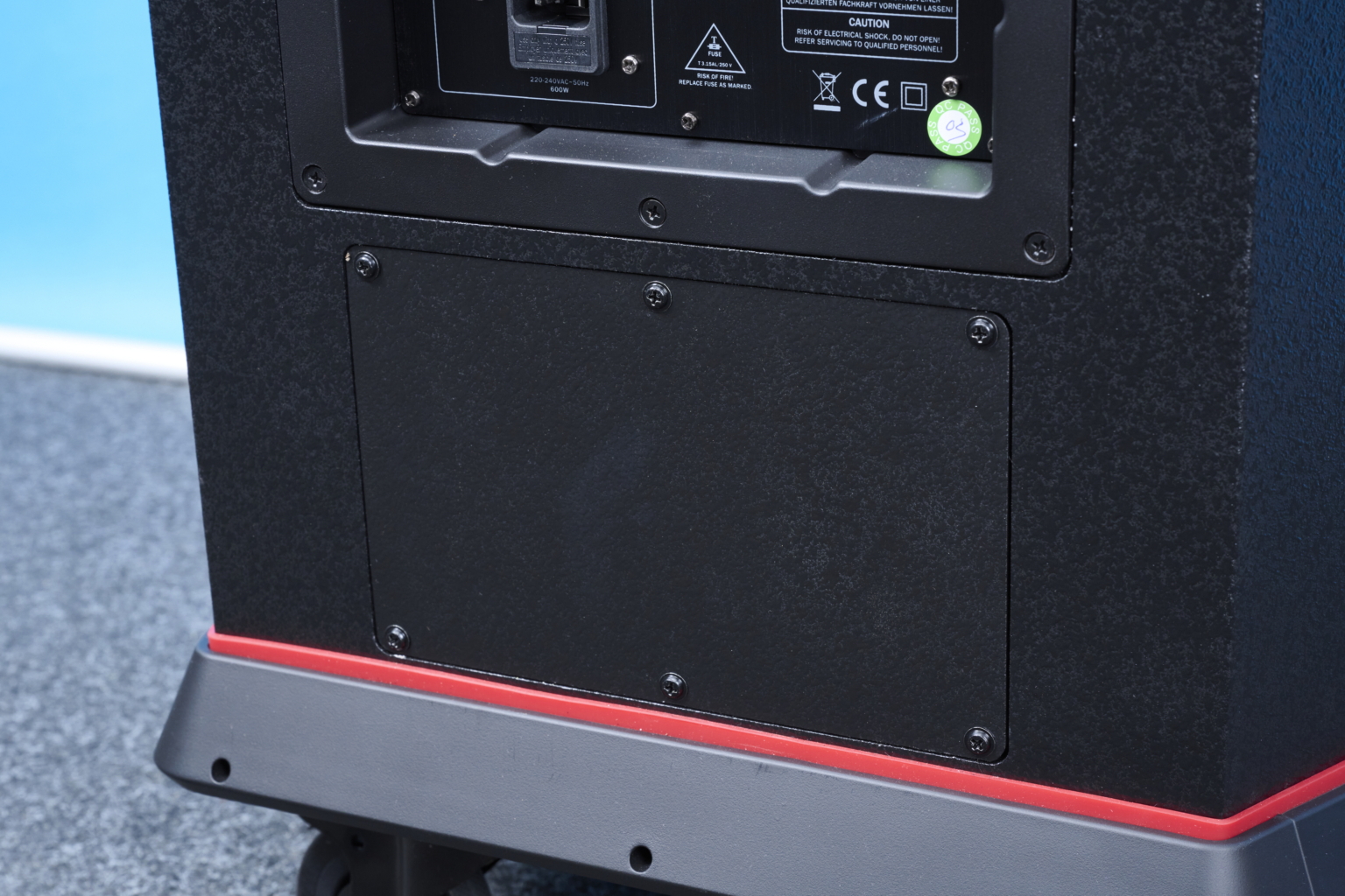 Teufel Rockster vs. Teufel Rockster Air – Riesen-Partybox oder doch ...