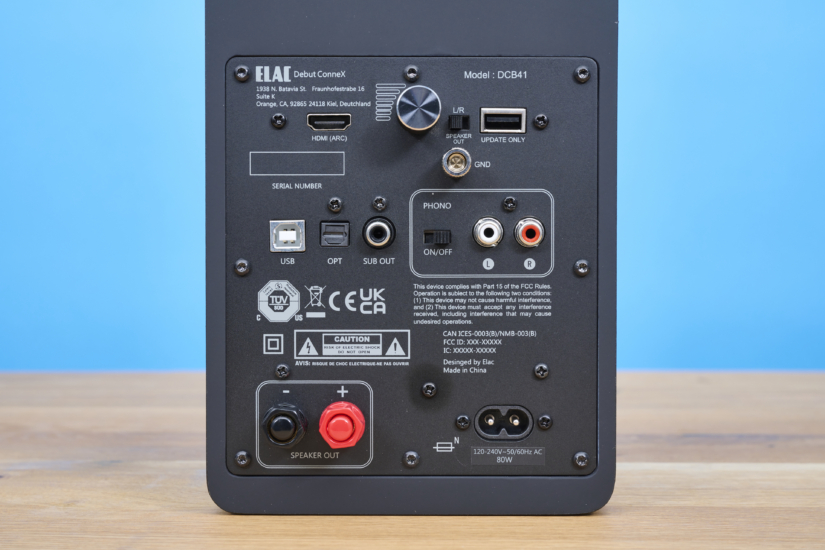 ELAC ConneX DCB41 im Test: Kleine Aktivbox für alle Quellen - HIFI.DE