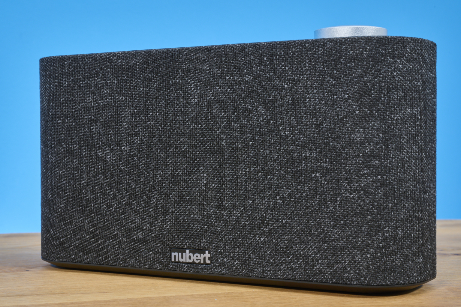 Nubert nuGo! One im Test: Bluetooth-Box mit HiFi-Ambitionen - HIFI.DE