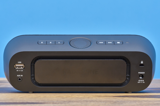 Teufel Radio One im Test: Kleiner Radiowecker mit Wumms - HIFI.DE