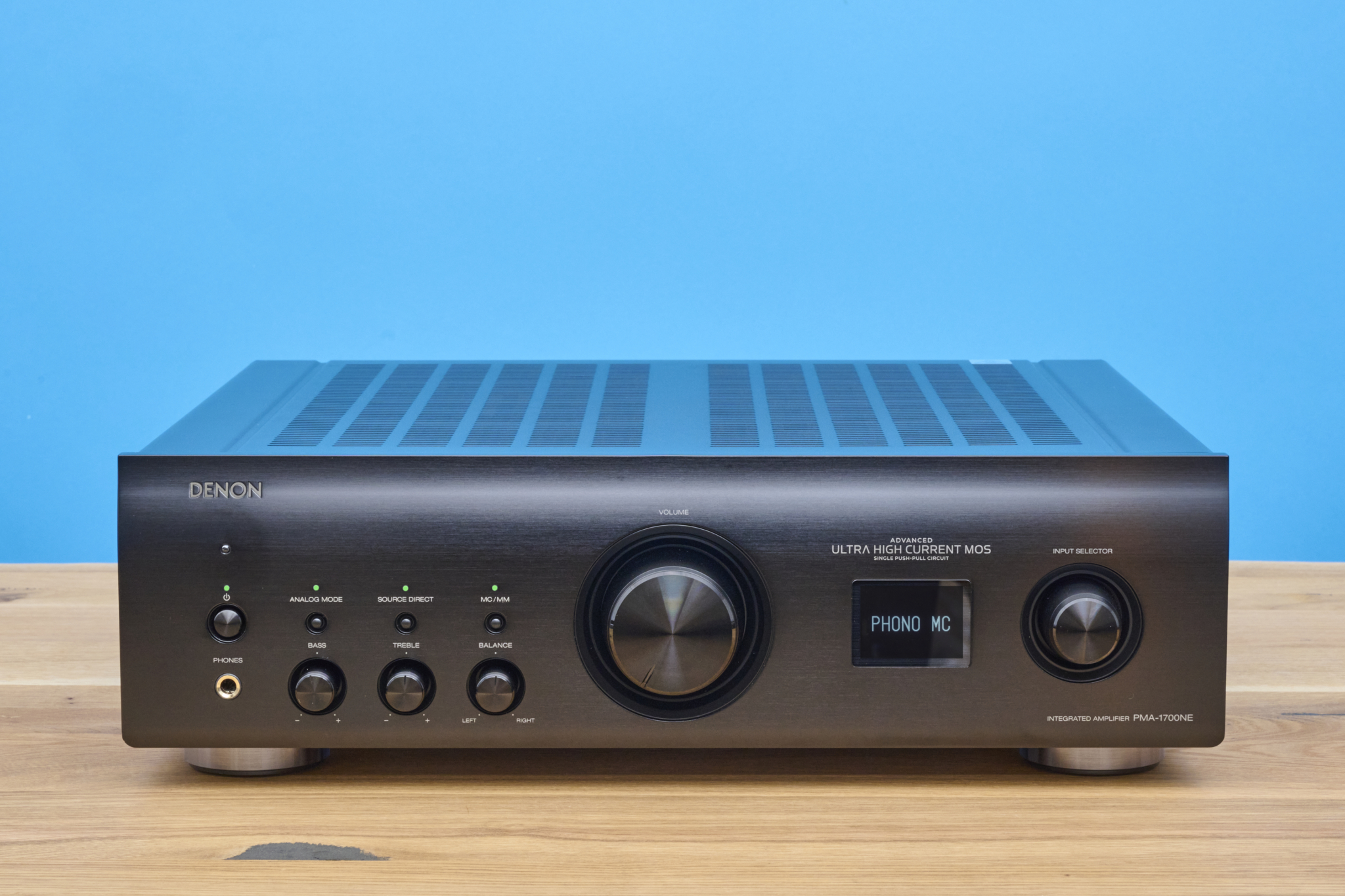 Denon PMA-1700NE im Test: Highend-Verstärker aus Japan - HIFI.DE