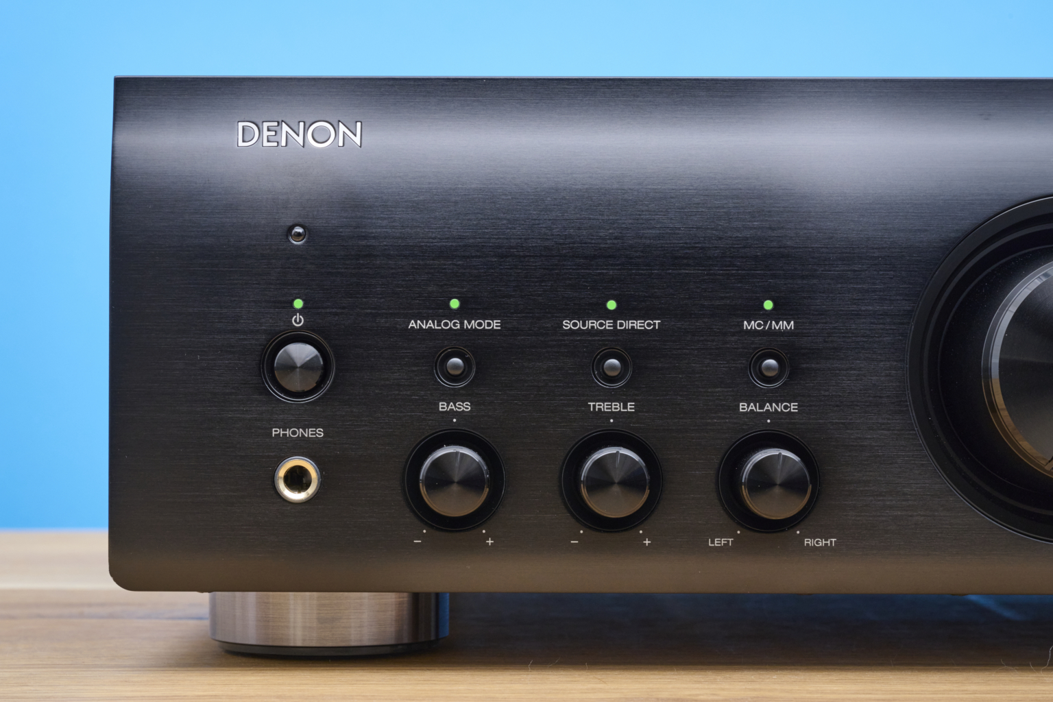 Denon PMA-1700NE im Test: Highend-Verstärker aus Japan - HIFI.DE