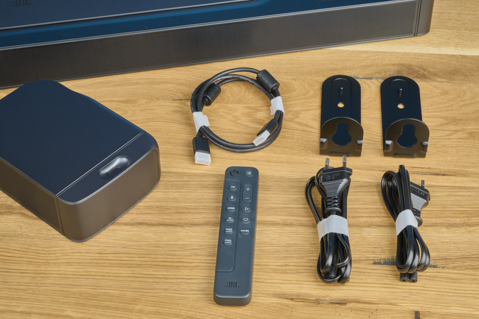 JBL Bar 800 im Test – mit abnehmbaren Rear-Speakern und Atmos Sound ...