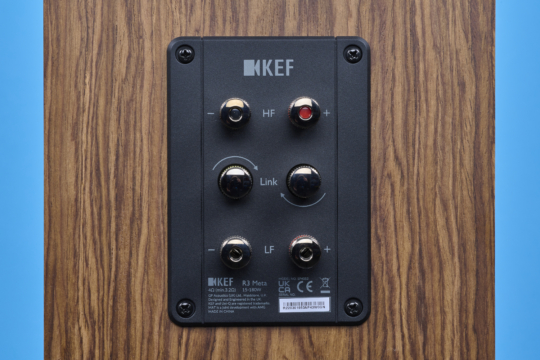 KEF R3 Meta im Test: Der erwachsene Regallautsprecher - HIFI.DE