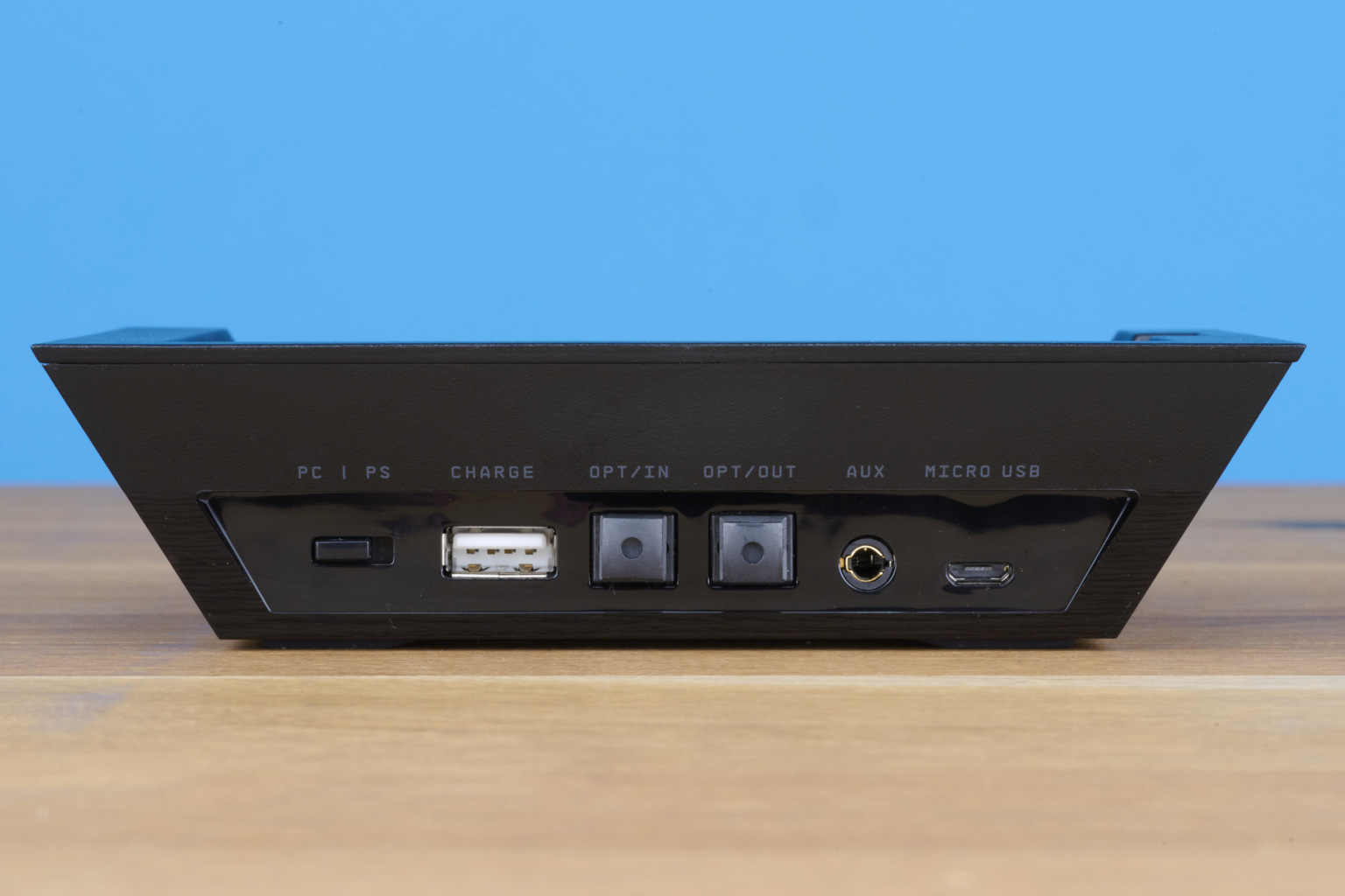 Astro A50 im Test: Premium-Headset mit einmaligem Dock - HIFI.DE