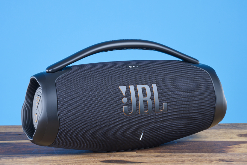 JBL Boombox 3 WiFi: Kann JBL auch WLAN-Lautsprecher? - HIFI.DE