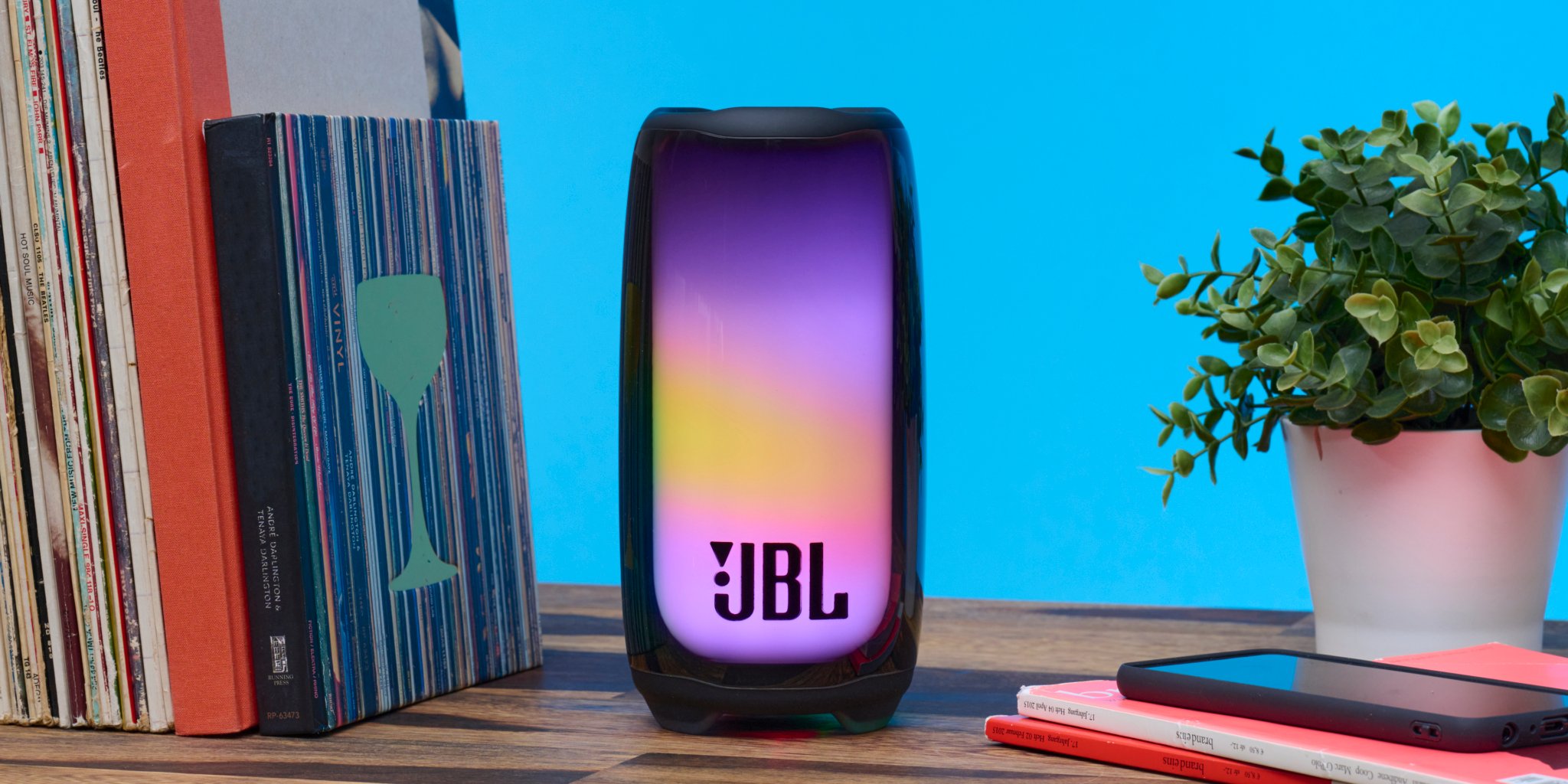 JBL Pulse 5 im Test: Das Erbe der Lavalampe - HIFI.DE