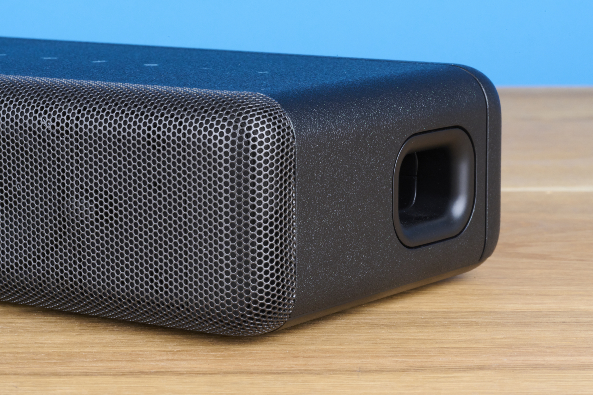 Sony HT-A3000 im Test: 3.1-Soundbar mit virtuellem Dolby Atmos - HIFI.DE