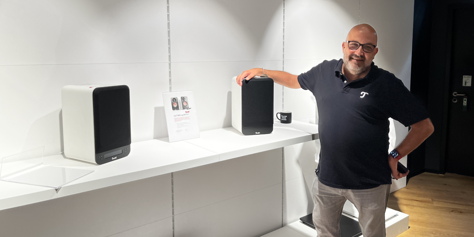 Teufel Ultima 25 Aktiv: Teufels beliebte Regalbox wird aktiv! - HIFI.DE