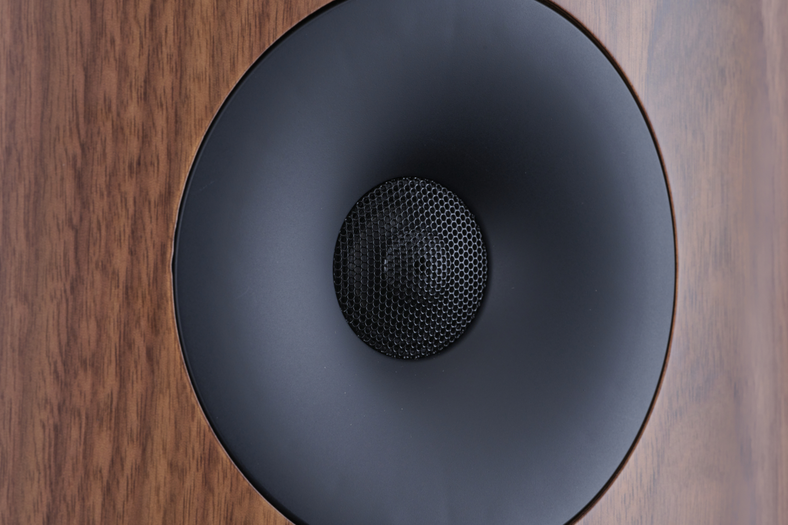 Canton Reference 2 im Test: Souveräner Alleskönner - HIFI.DE