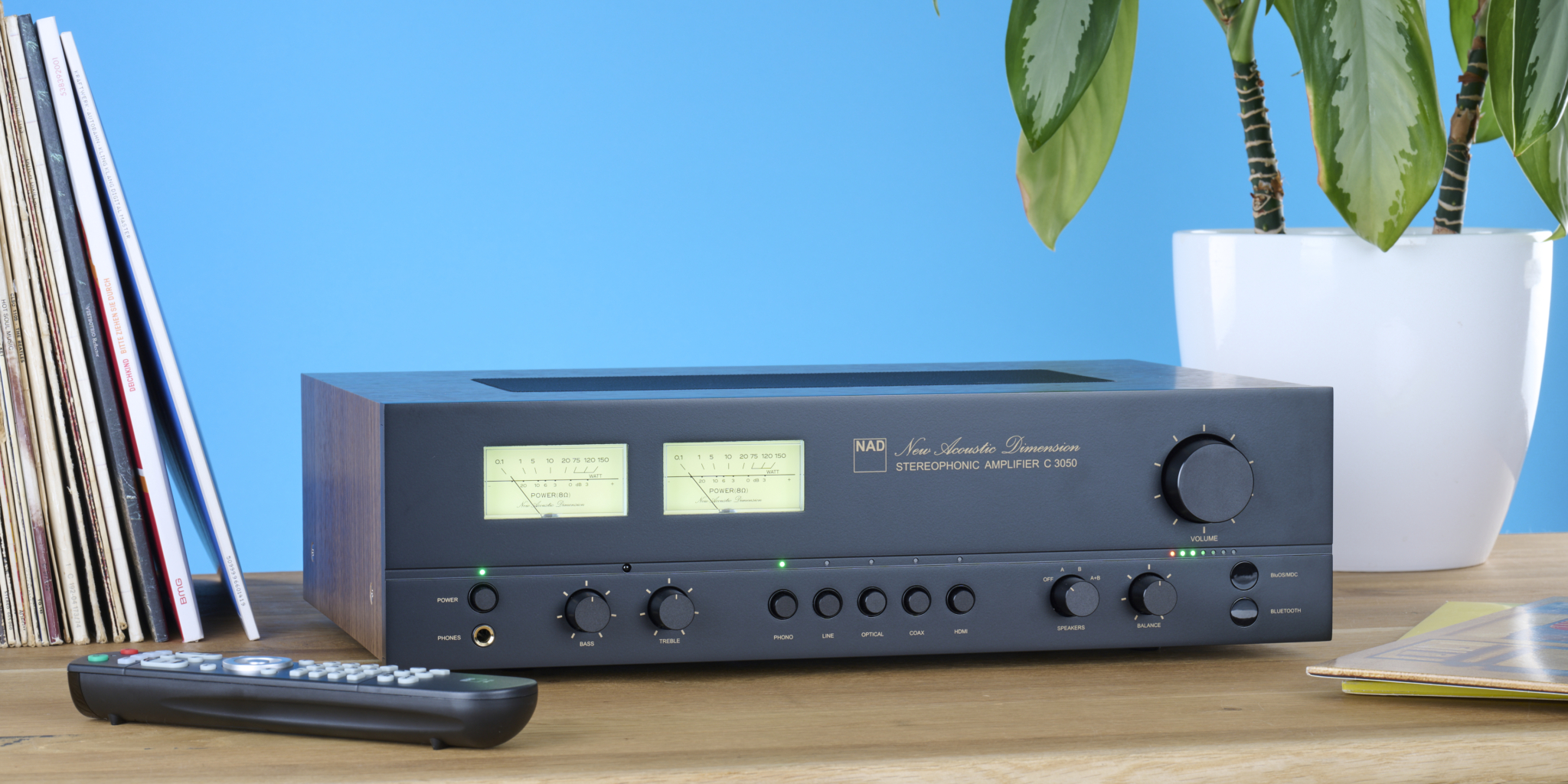 NAD C 3050 im Test: Moderner Vollverstärker im Retro-Look - HIFI.DE