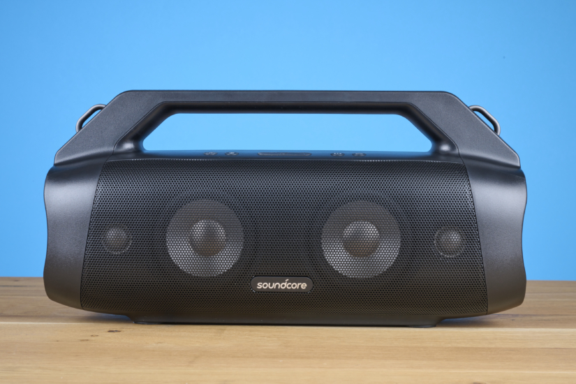 Soundcore Motion Boom Plus im Test: Outdoor-Speaker mit kräftigem Sound ...