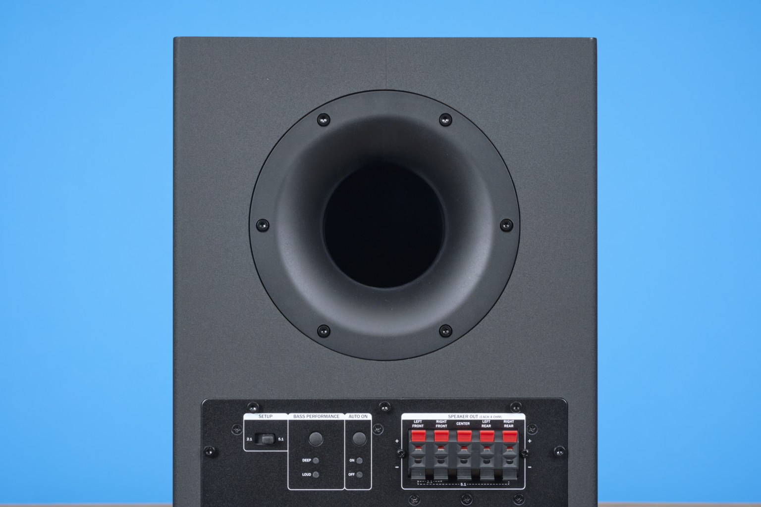 Teufel Concept 8 im Test: Der Subwoofer als Heimkino-Zentrale - HIFI.DE