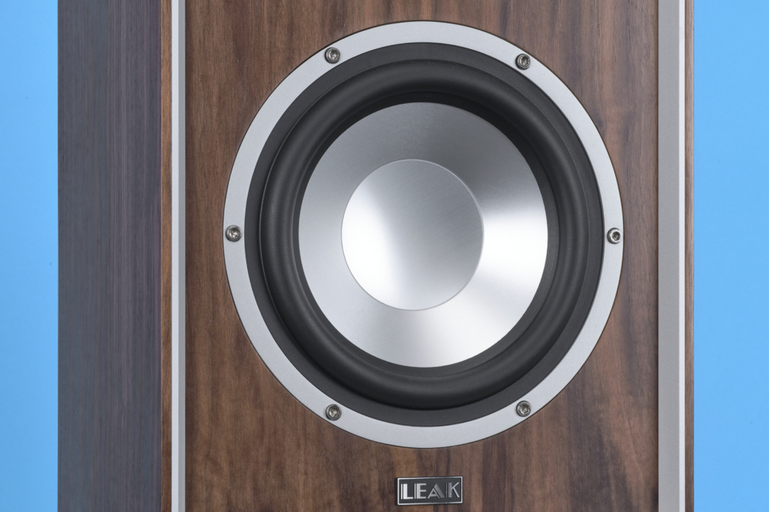 Leak Sandwich 250 im Test – Junger Sound aus Retro-Boxen? - HIFI.DE