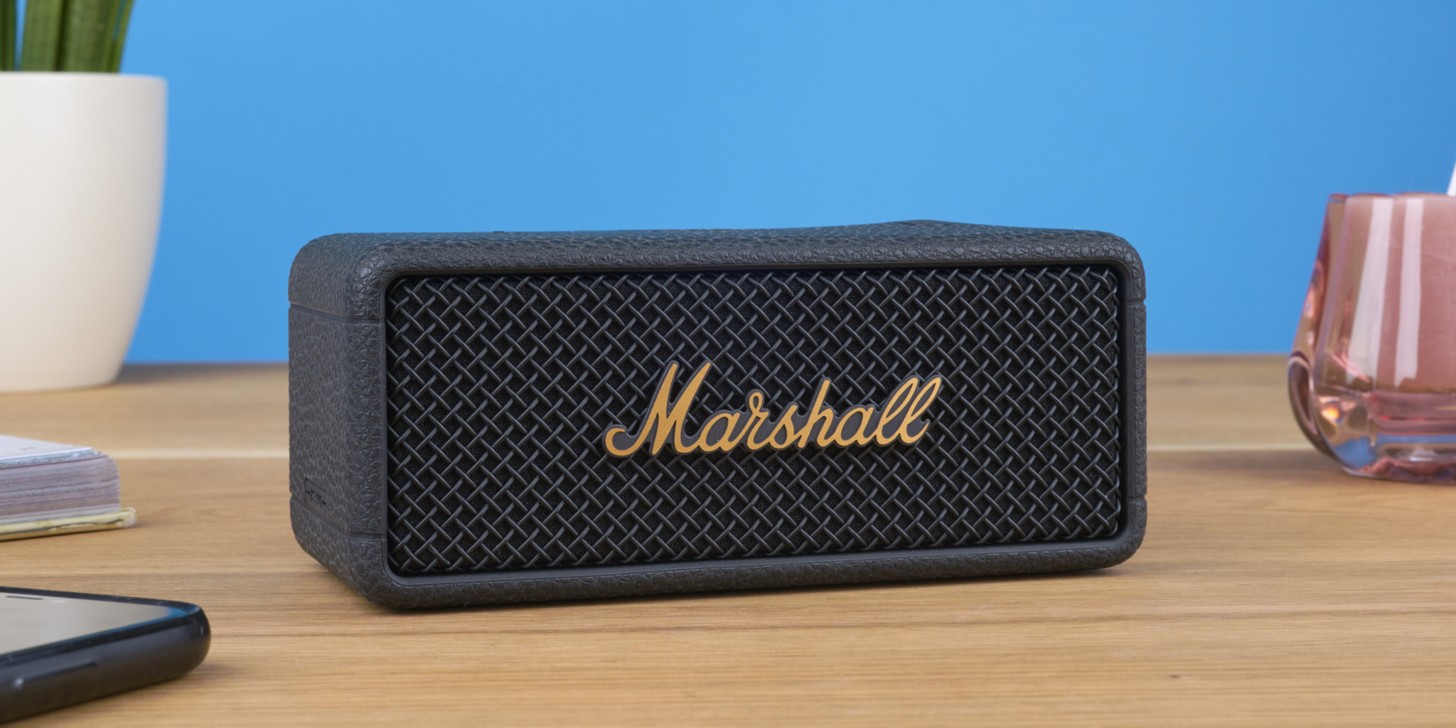 Marshall Emberton III im Test: Marshall-Stil im kleinen Formfaktor ...