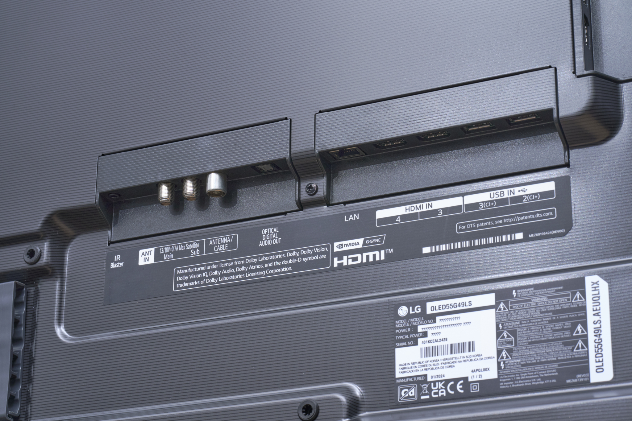 LG OLED C4 vs. LG OLED G4: Muss es immer der Spitzen-OLED sein? - HIFI.DE