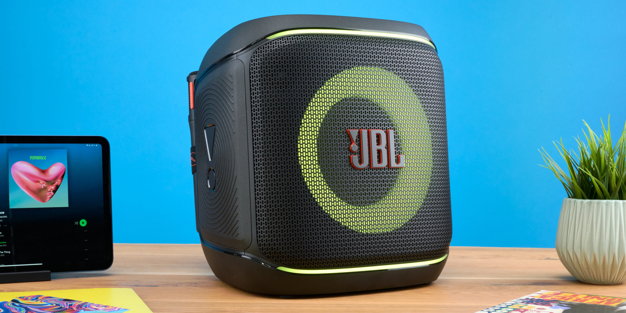 JBL Partybox Encore 2 im Test: Karaoke-Box gibt gelungene Zugabe - HIFI.DE