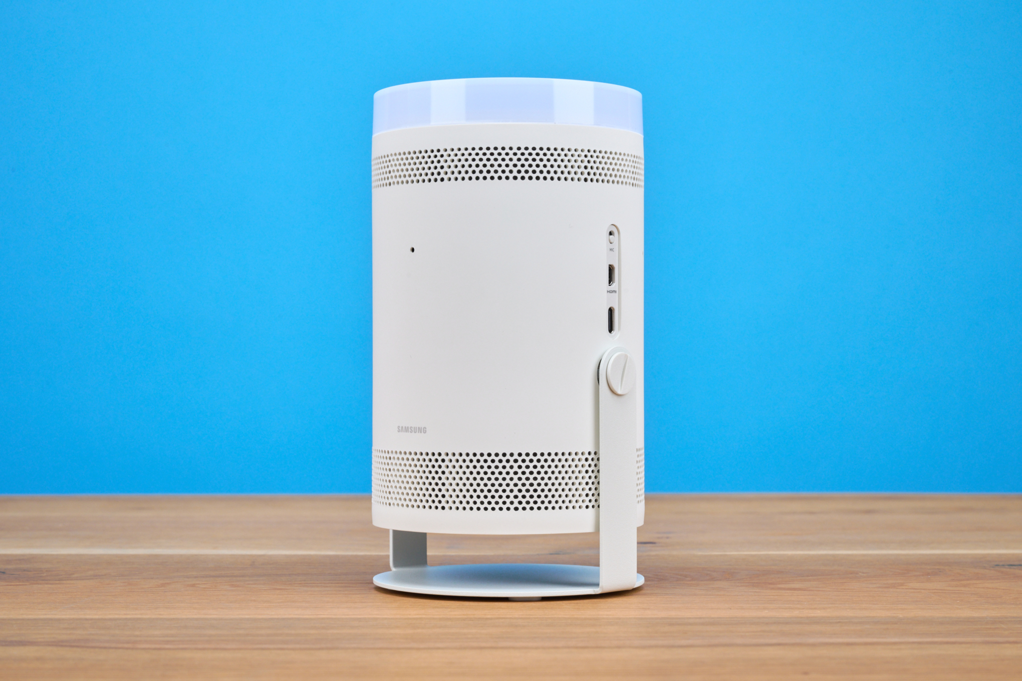 Samsung The Freestyle 2nd Gen im Test – Mini-Beamer mit smarten Extras ...