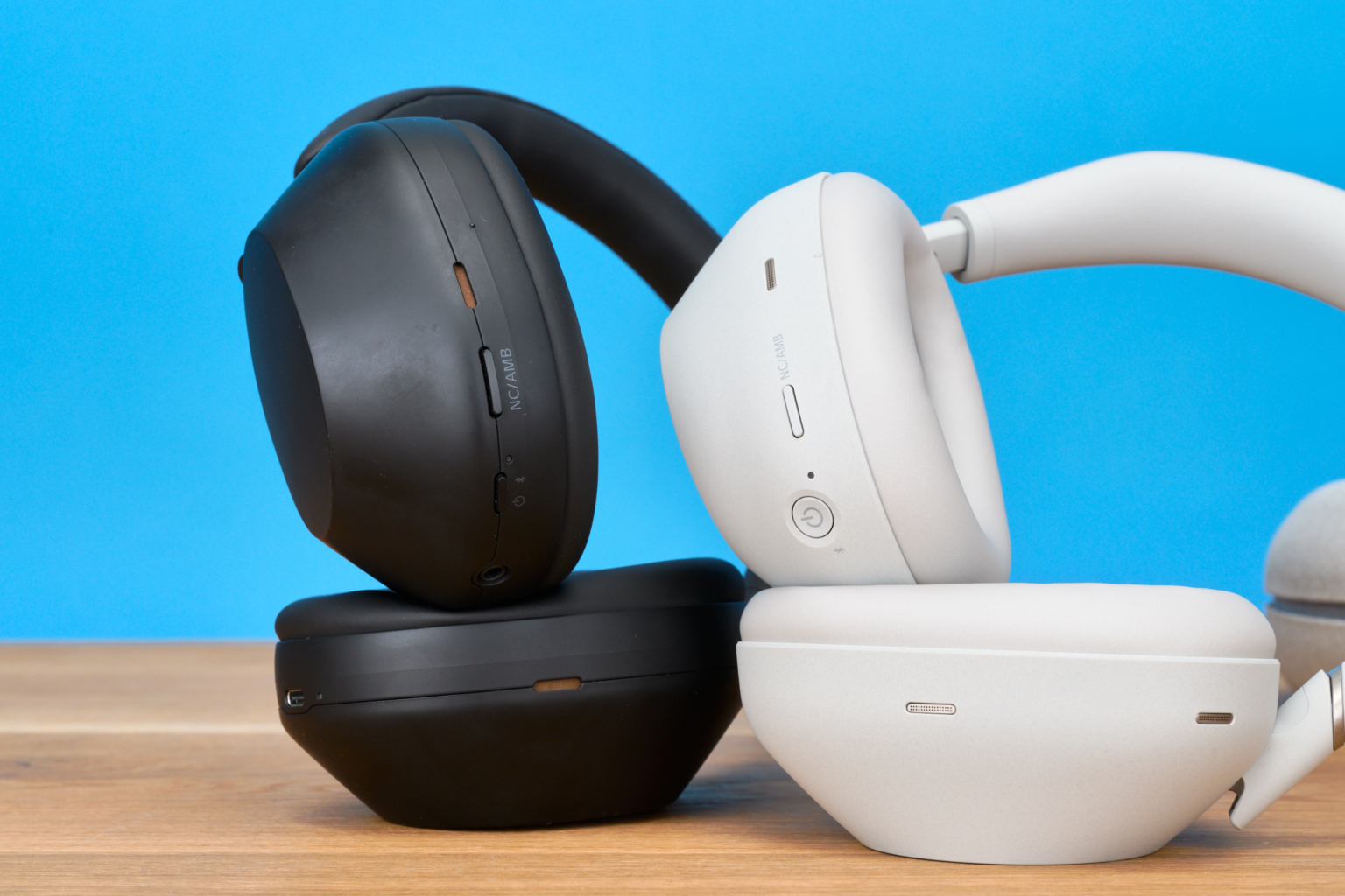 Sony WH-1000XM6 vs. WH-1000XM5: Was macht Sonys neuer Spitzen-Kopfhörer ...