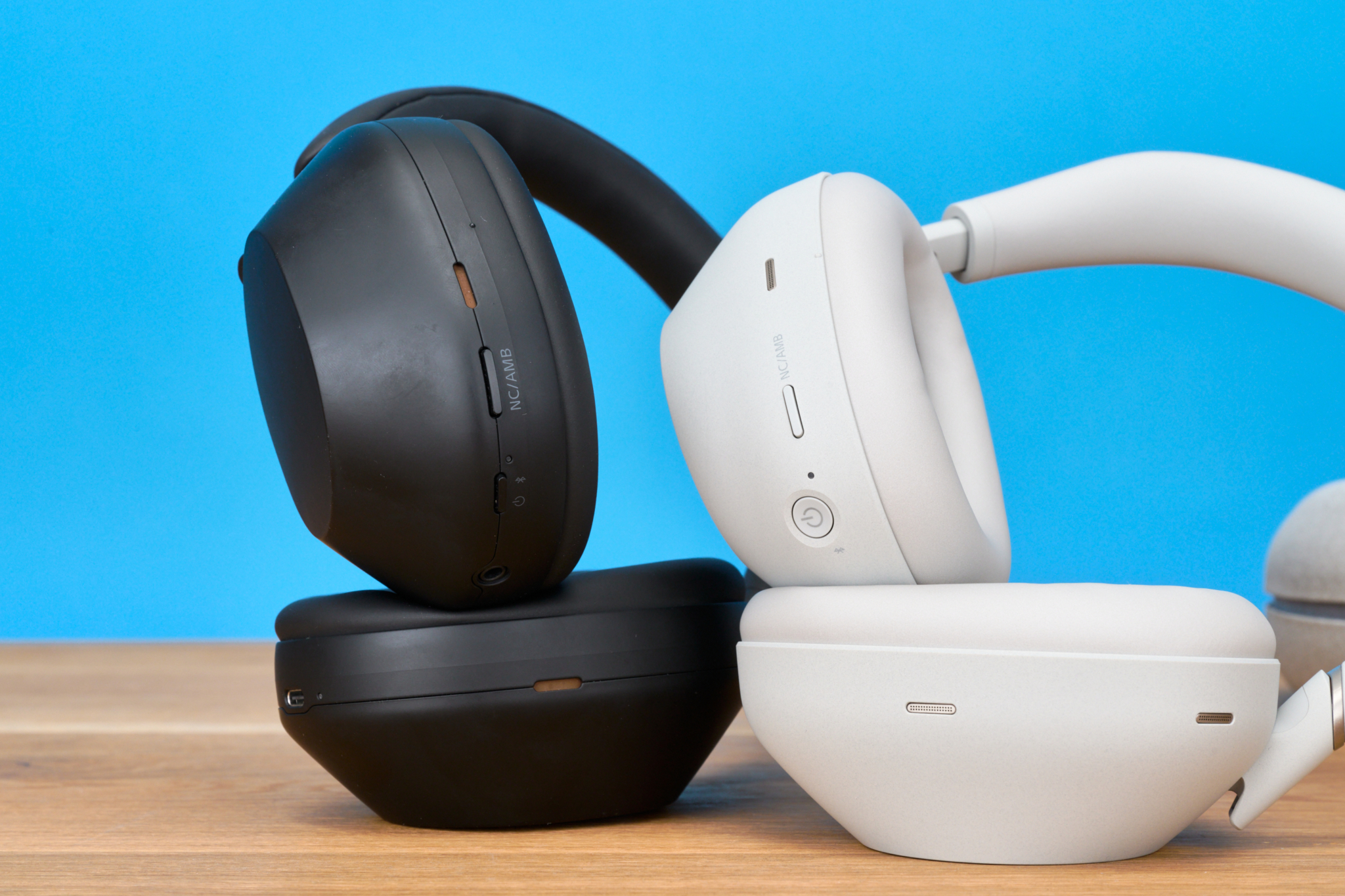 Sony WH-1000XM6 vs. WH-1000XM5: Was macht Sonys neuer Spitzen-Kopfhörer ...