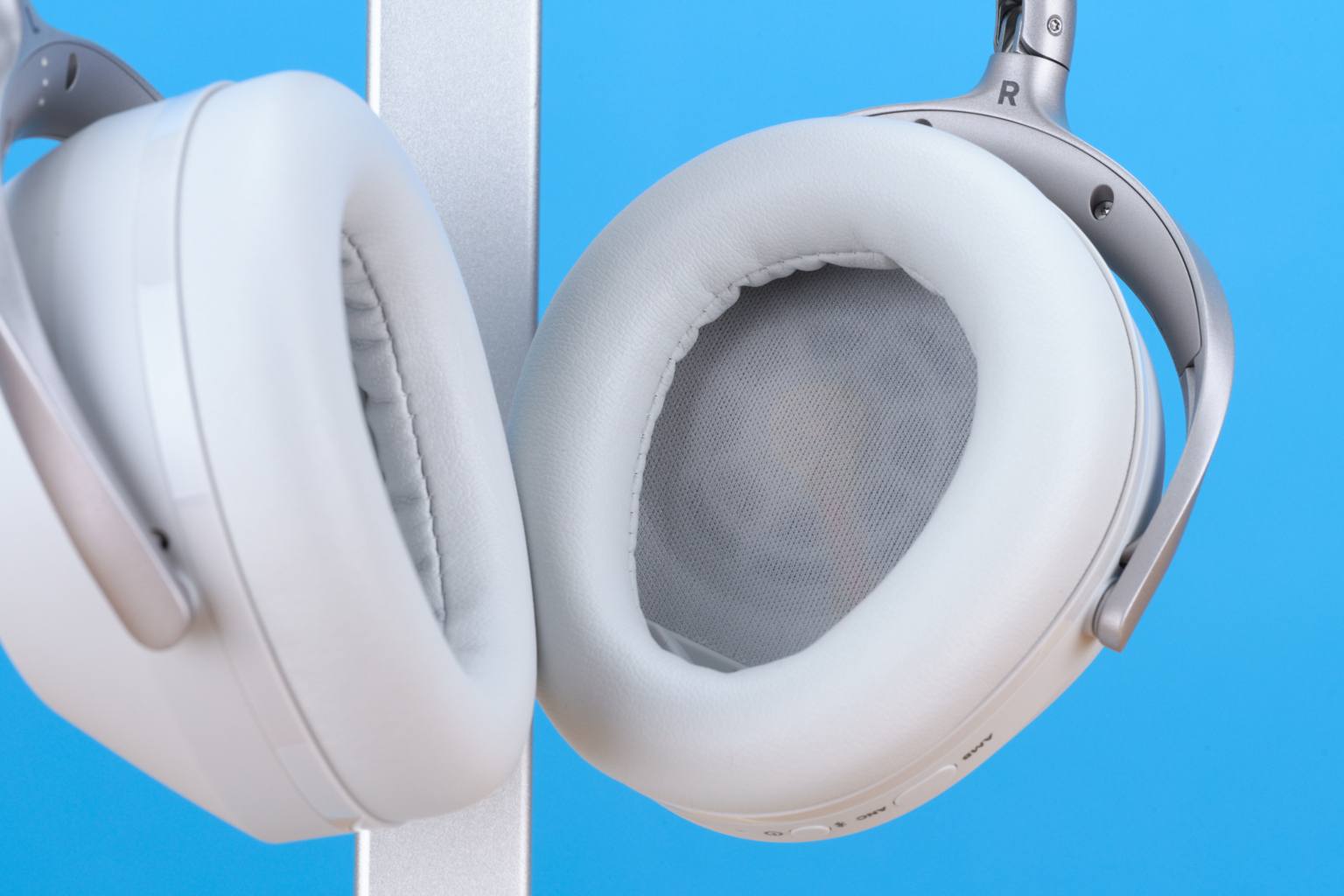 Beyerdynamic Aventho 300 im Test: Guter Sound für unterwegs